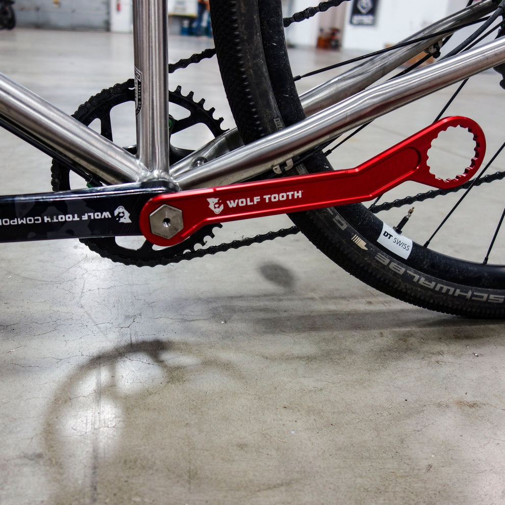 Pack Wrench and Inserts Kit - Ultralight BB Wrench and 1-Inch Hex Inse ...